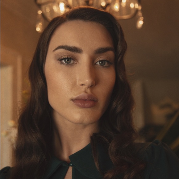 Shalee's Closet (@shaleediane) | Poshmark